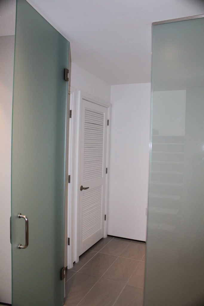 Frameless Entry Doors - Rockville, Gaithersburg, Potomac | Bel Pre ...