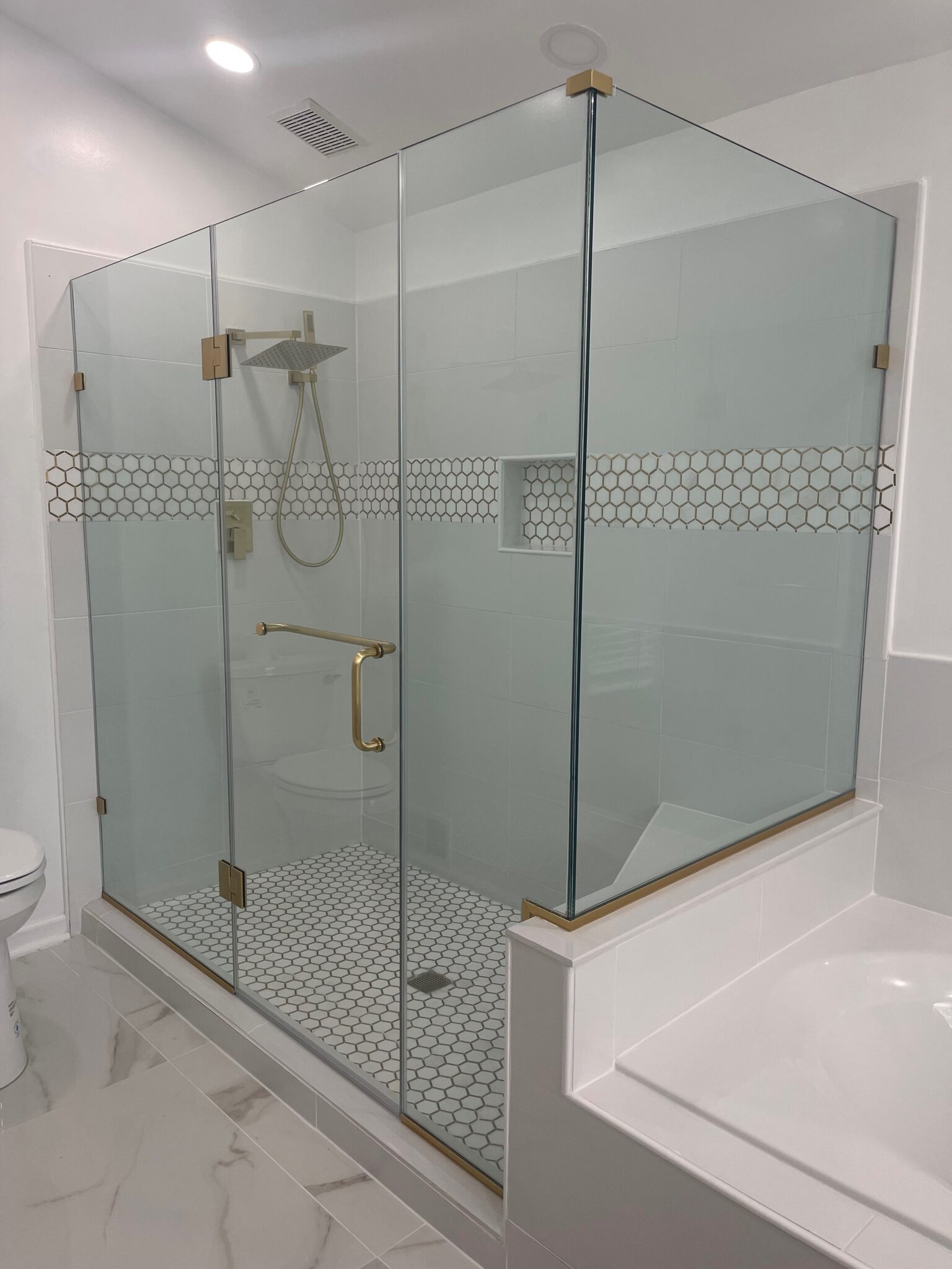 Frameless Enclosures - Rockville, Gaithersburg, Potomac | Bel Pre ...