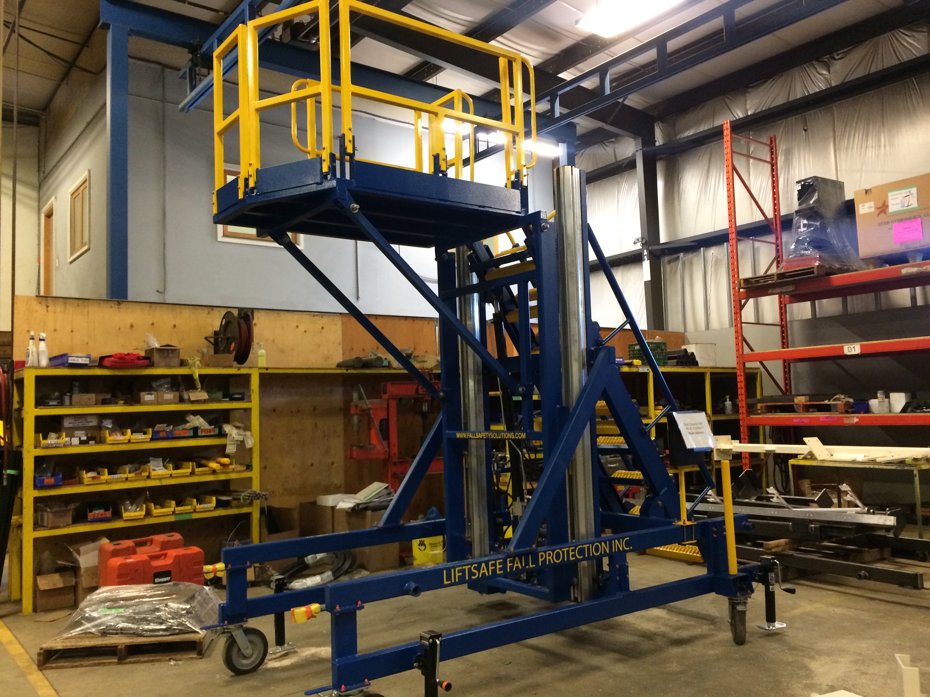 Custom Wheel Well Platform Stand - Cambridge, Kitchener, Guelph ...