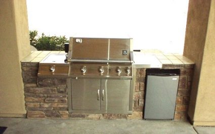 Enjoy the Phoenix, Arizona Summer with a Custom Outdoor Kitchen and BBQ ...
