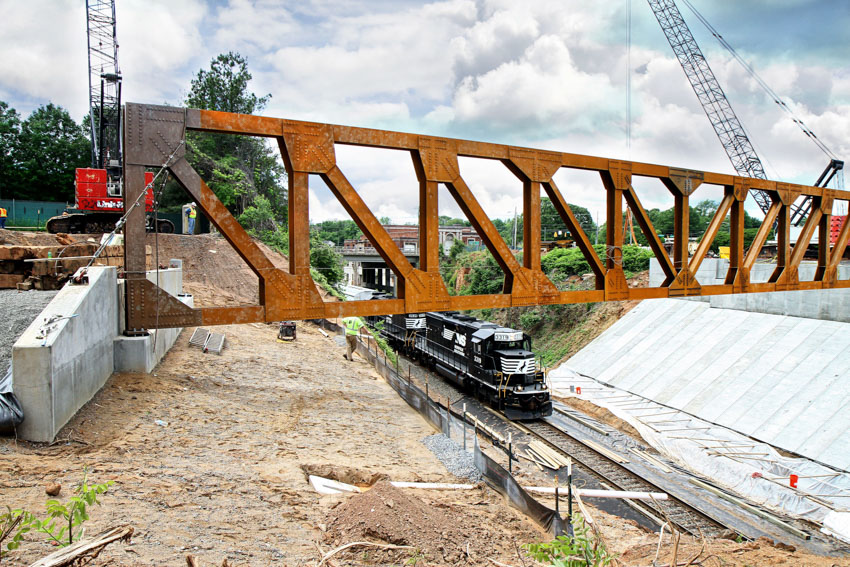 Winston-Salem State University - North Entry Bridge - Winston-Salem, NC ...