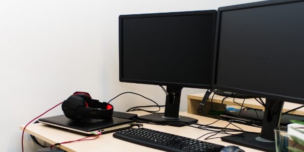 How a dual monitor system can benefit your business | SanTrac Virtual Dial